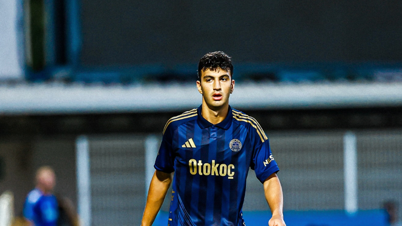 Yiğit Efe Demir kimdir, kaç yaşında, nereli? Fenerbahçe'nin genç ...