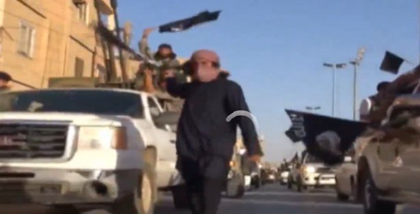Rakka sokaklarında IŞİD militanlarını gizli kamerayla çekti - Rakka sokaklarında IŞİD militanlarını gizli kamerayla çekti -