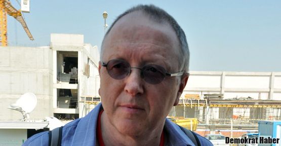 Tony Simpson: Tek çözüm yolu diyalog - "Kendine Demokrat" Olmayan Haberler