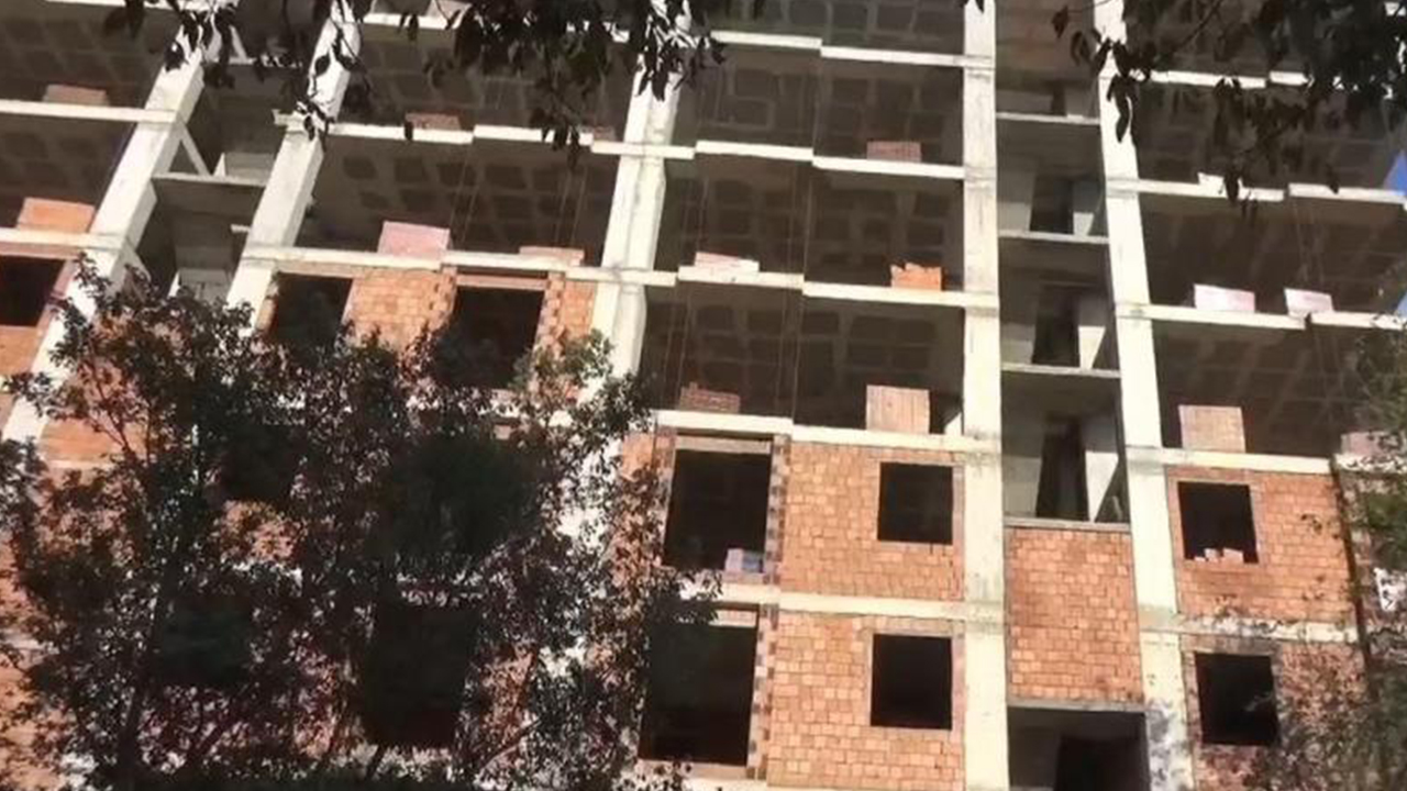 İnşaatta çalıştırılan 15 yaşındaki Ali K., 6. kattan düşerek hayatını ...