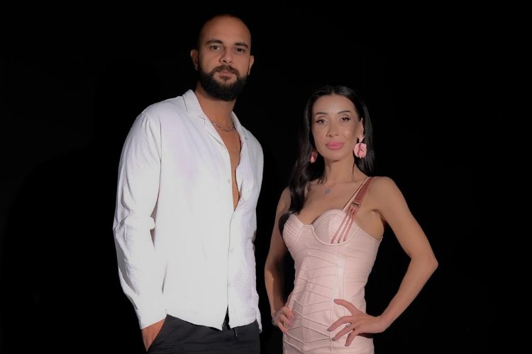 Hatiç ve Enes'ten iddialı düet - "Kendine Demokrat" Olmayan Haberler